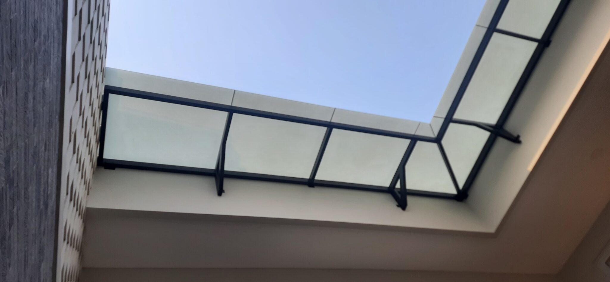 Aluminium Kaca & ACP ™ - Kusen Aluminium - Toko Kaca - Pasang ACP