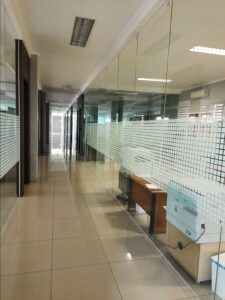 Sejarah Asal Usul Kaca - Pasang ACP Kaca & Aluminium