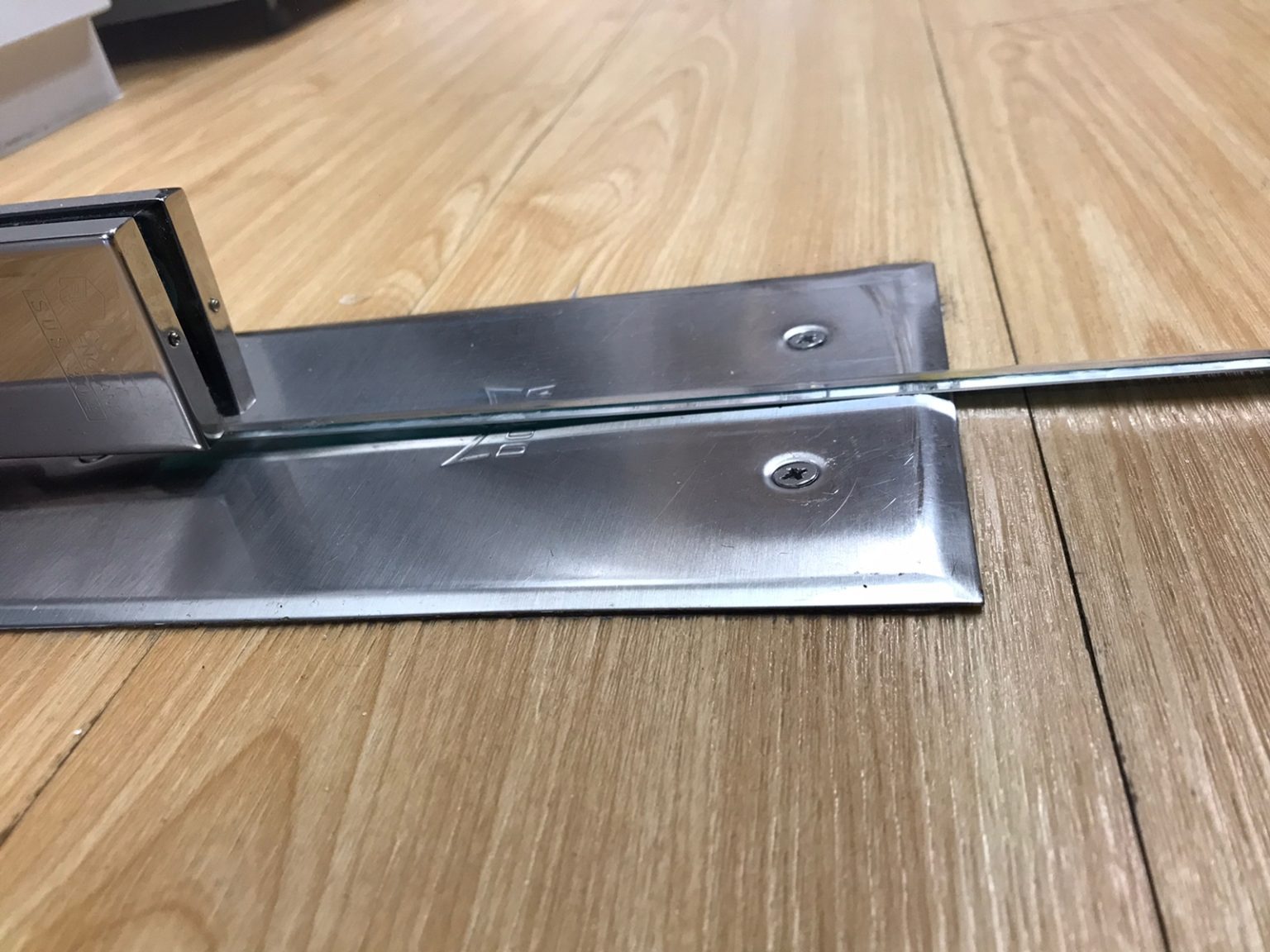 Tukang Perbaikan Pintu
